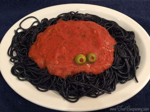 How To Make The Scariest Spaghetti Sauce Dinner For Halloween